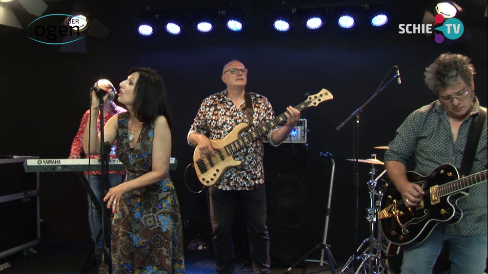 Live optreden van de band Zenith met het nummer The Game